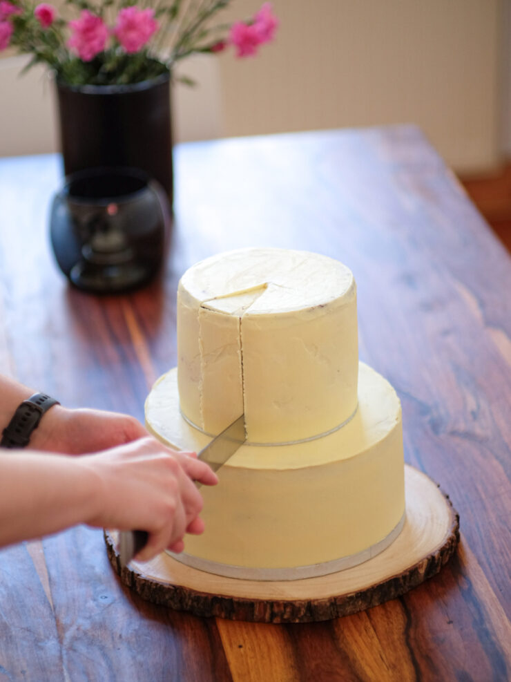 Hochzeitstorte selber backen: so klappts - Tonkabohne und Zitrone ...